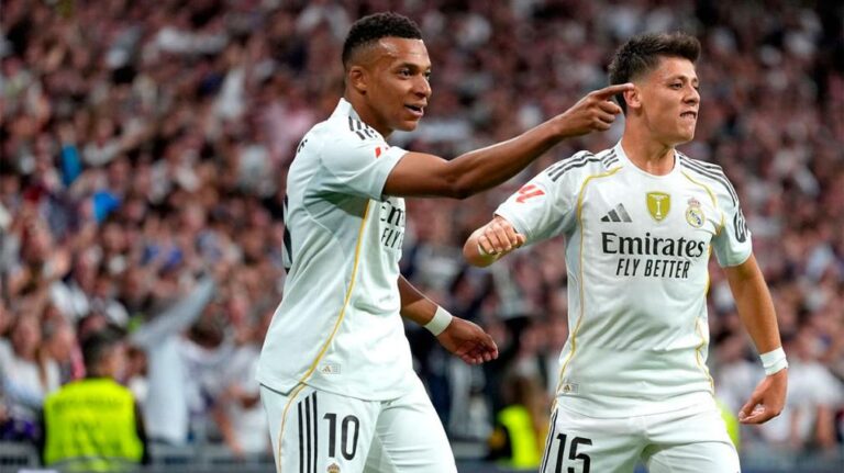 Mbappé igualó un record que comparten Ronaldinho y Cristiano Ronaldo en ...